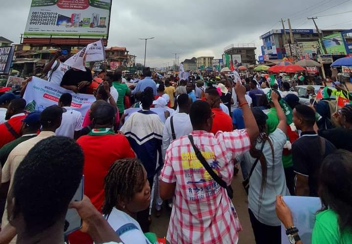 PHOTOS: Thousands of Peter Obi supporters hold solidarity rally in ...