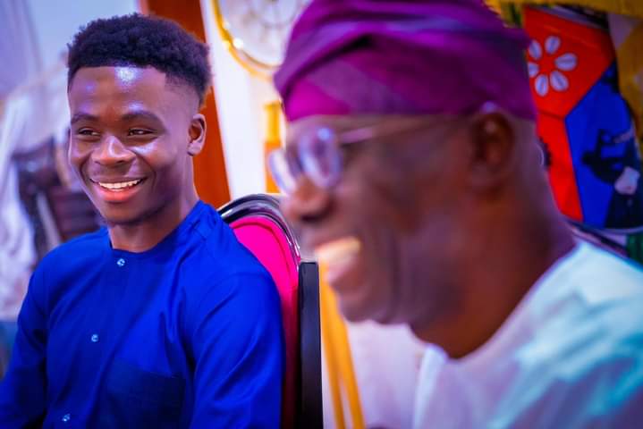 PHOTOS: Arsenal football star, Saka visits gov Sanwo-Olu of Lagos – EcuLaw